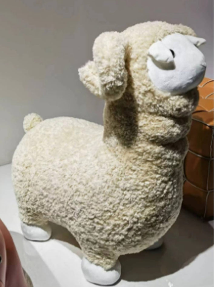 Alpaca Stool – Q Space Furniture